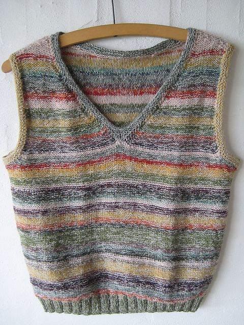 Ravelry: Heather pattern by Helga Isager
