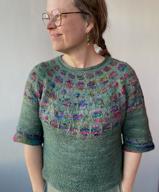 Ravelry: Having a ball sweater pattern by Colorway Knits