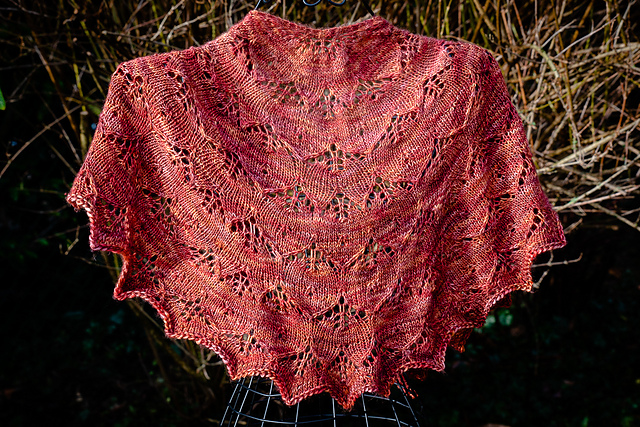 Ravelry: Foehn pattern by Corinne Ouillon