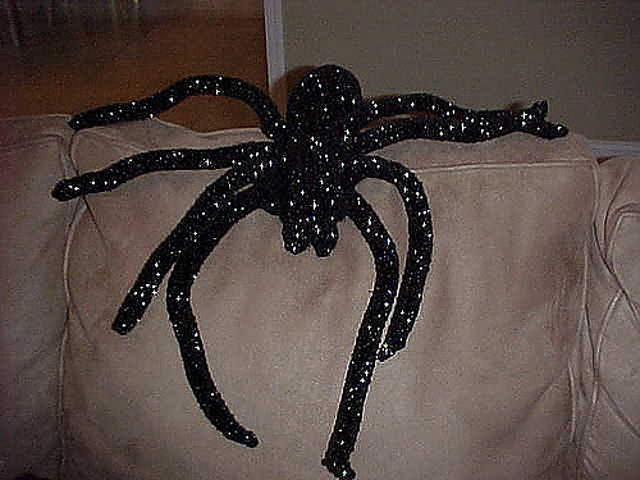 Ravelry: Glimmer Spider Toy pattern by Deb D'Zio