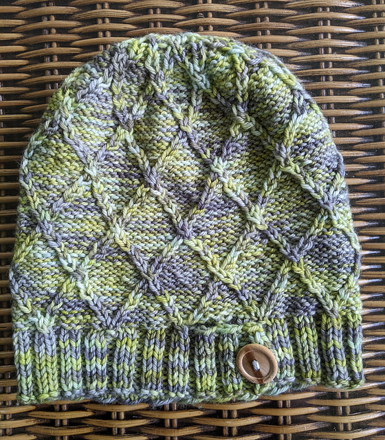 Ravelry: Sable Ponytail Hat /Tuque queue de cheval Sable pattern by ...