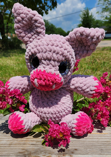 Ravelry: Piggles the Pig pattern by Heather Gardner