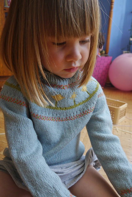 Ravelry: Dandelion Sweater pattern by Nikki Van De Car