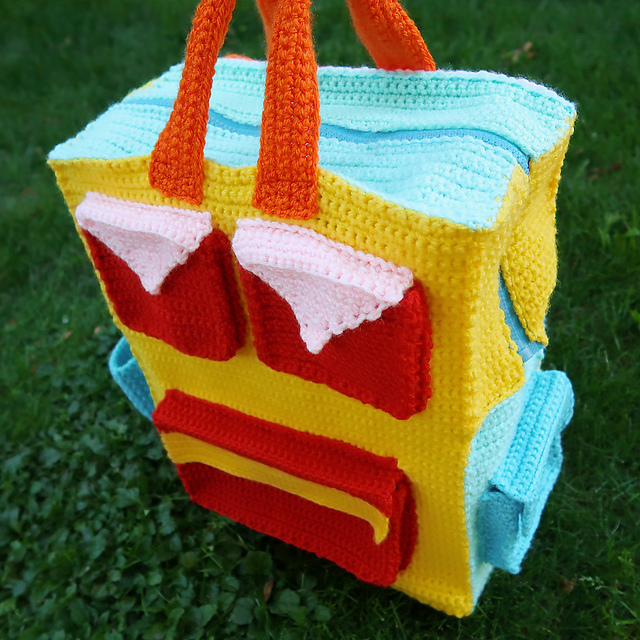 Ravelry: Colour Block Backpack pattern by Corduroykidd
