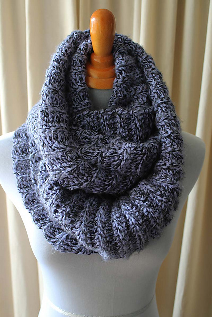 Ravelry: CorrineMB's My Favorite Squishy Cowl