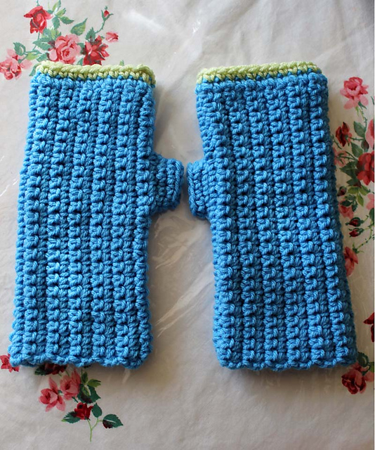 Ravelry: CorrineMB's Julie's Mitts