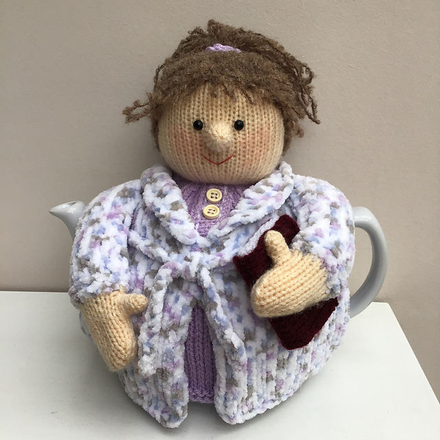 Ravelry: Pyjama Day tea cosy pattern by Alison Davis