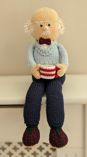 Ravelry: Grandpa shelf sitter pattern by Alison Davis