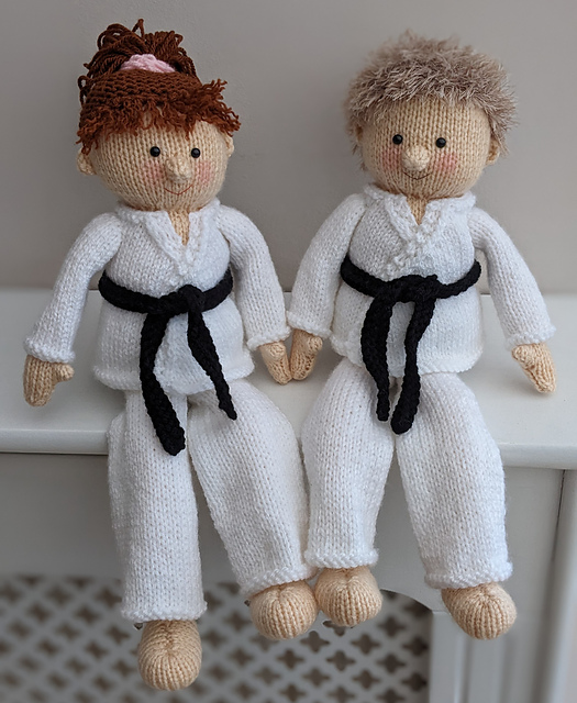 Ravelry: The Karate Kids pattern by Alison Davis
