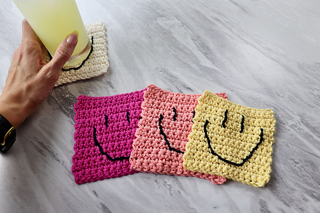 Ravelry: Beginner Smiley Face Coaster pattern by Rachel Alford