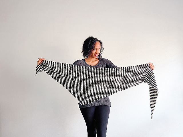 Ravelry: Houndstooth Kite Shawl pattern by Kelsie Weeks