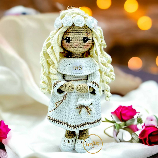 Ravelry: FIRST HOLY COMMUNION DOLL pattern by Monika Tadewicz