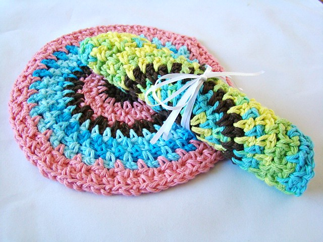 Ravelry: Circle Dishcloth pattern by Esther Leavitt