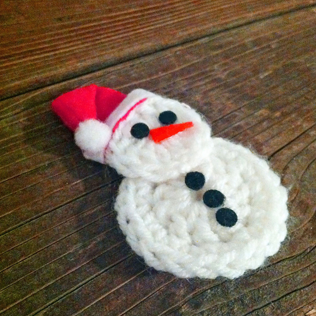 Ravelry: Snowman Applique pattern by Sarah Miller