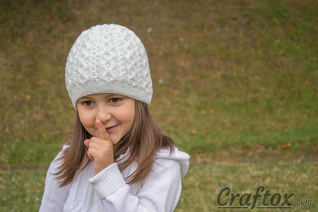 Ravelry: Girls winter beanie pattern by Olivia Craftox