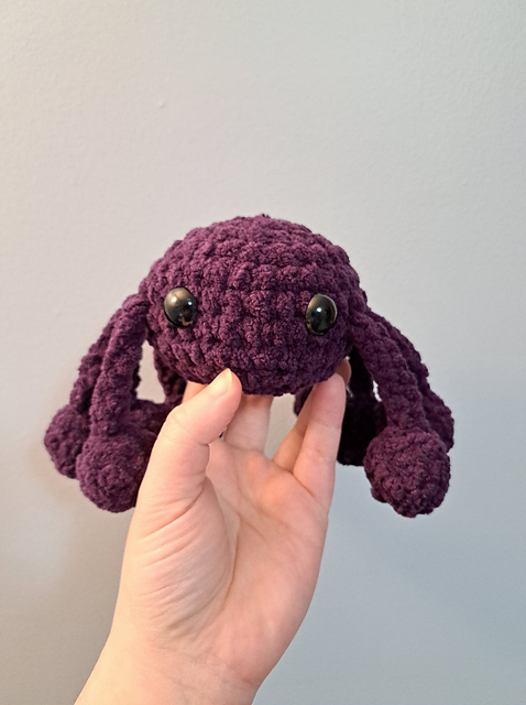 Ravelry: Spider Desk Blob pattern by Crafts With M