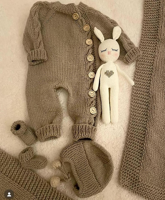 Ravelry: baby jumpsuit pattern by rana zeinny hayek