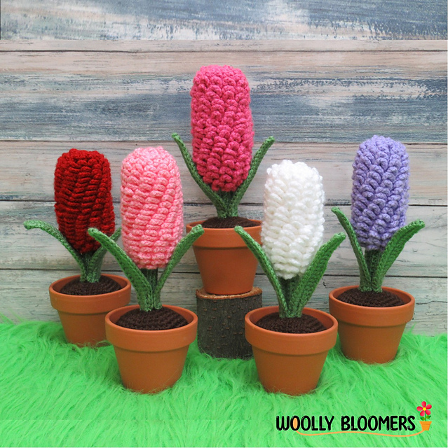 Ravelry: Hyacinth Flower pattern by Andy Walker