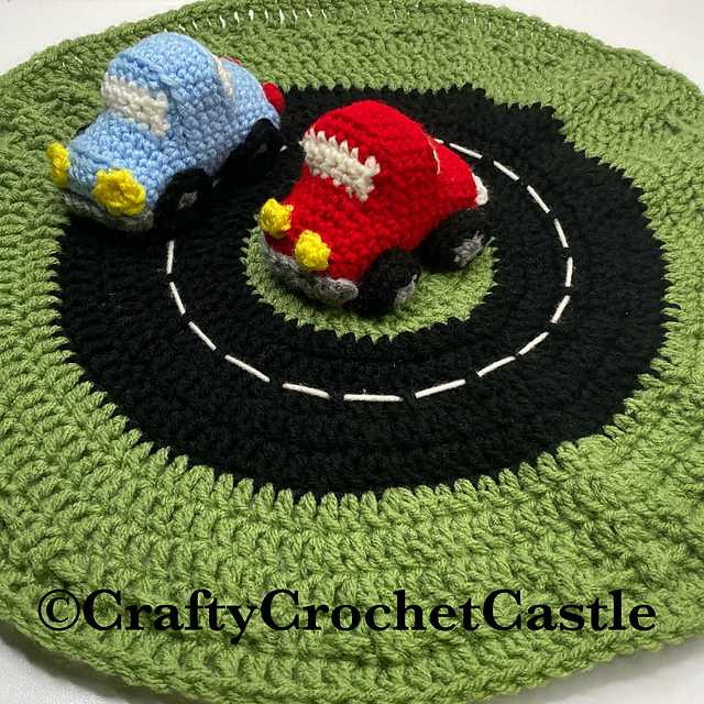 Ravelry: Car and Road Play mat pattern by Jenila Mathialagan