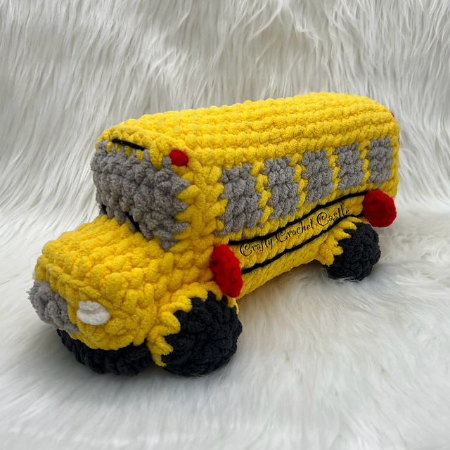 Ravelry: School Bus pattern by Jenila Mathialagan