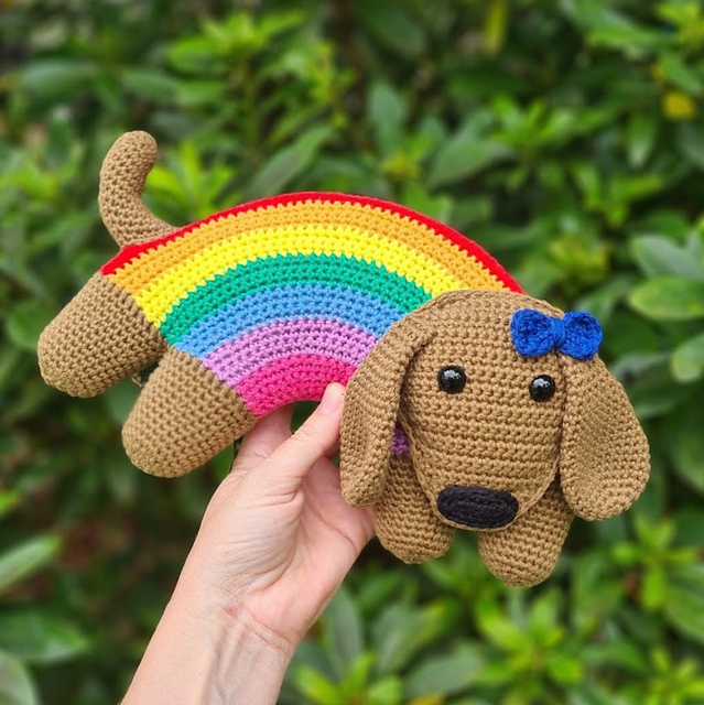 Ravelry: Rainbow Smooch Pooch pattern by Crafty Gumnut