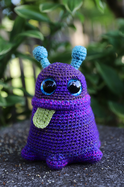 Ravelry: Blob Monster Body with Overbite pattern by Megan Lapp