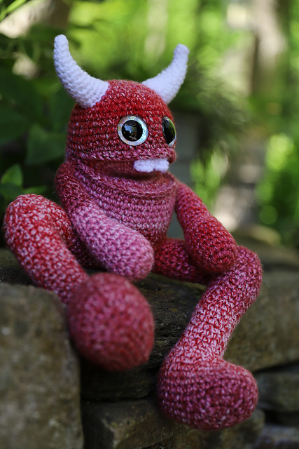 Ravelry: Cylinder Monster Body with Open Mouth and No Legs pattern by ...