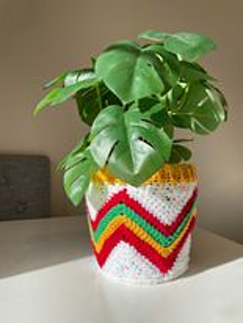 Ravelry: Plant Pot Cover pattern by The Crafty Knit Twins
