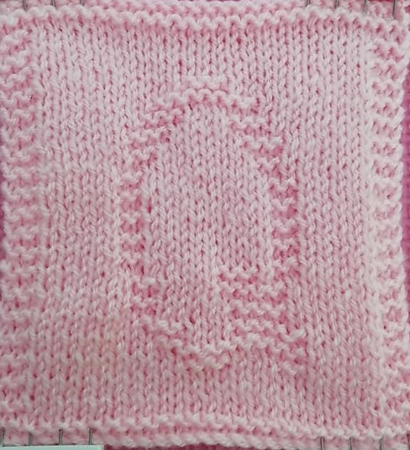 Ravelry: Alphabet square letter Q pattern by Sammy Bristow