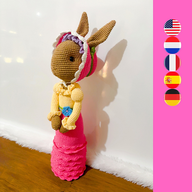 Ravelry: Isabella The Easter Bunny pattern by Sofie Versluys