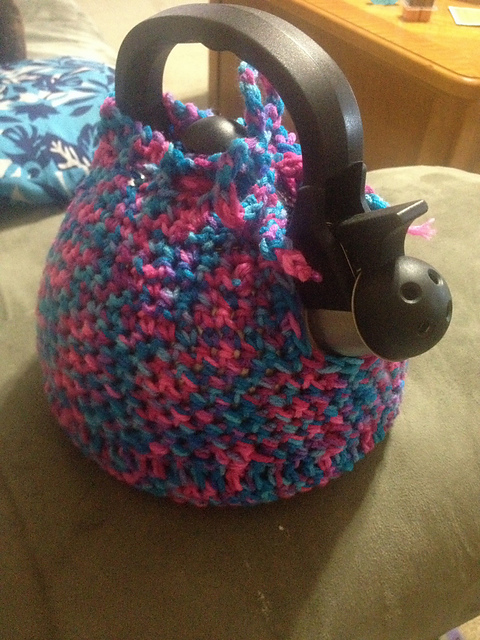 Ravelry: Tea kettle cozy pattern by Craftymom_Phoebe