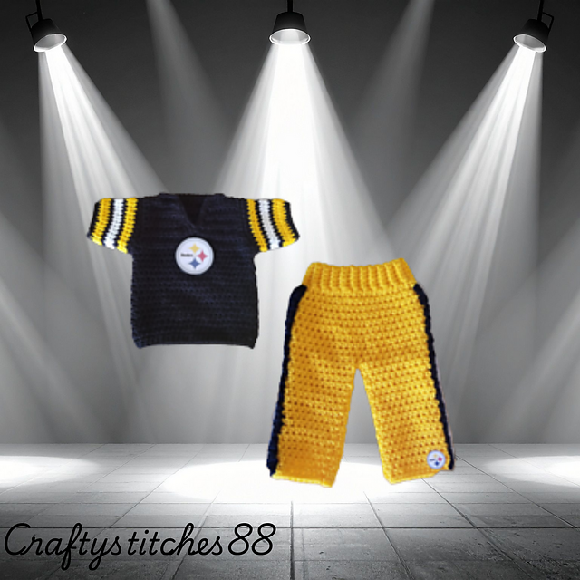 Ravelry: Baby football outfit pattern by DWC