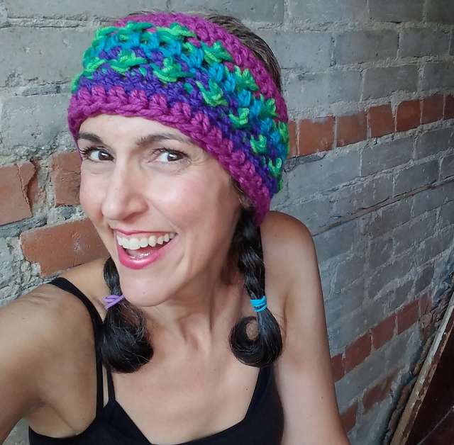 Ravelry: The Gloria Headband pattern by Laura Landauer