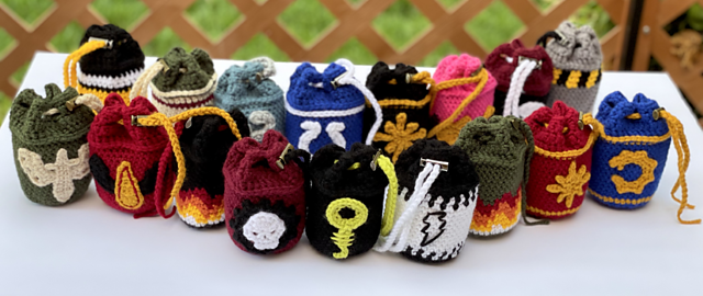 Ravelry: Warhammer 40k Faction Bags pattern by Craig A Spencer