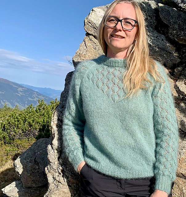 Ravelry: Created Diamond Blouse pattern by Line Hollesen