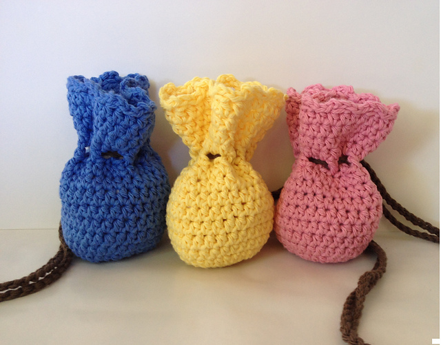 Ravelry: Izzy-Inspired Pixie Dust Pouch pattern by Carolyn Doherty