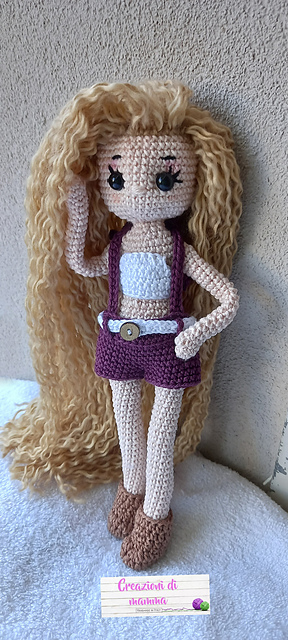 Ravelry: Zoe, a little mermaid pattern by Lisa Fabris