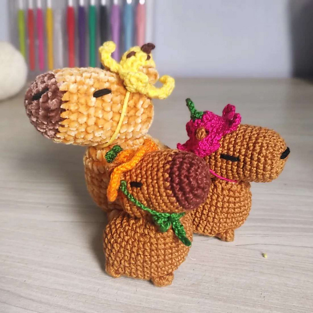 Ravelry: Tapioca the Capybara pattern by Criaturas Crochet