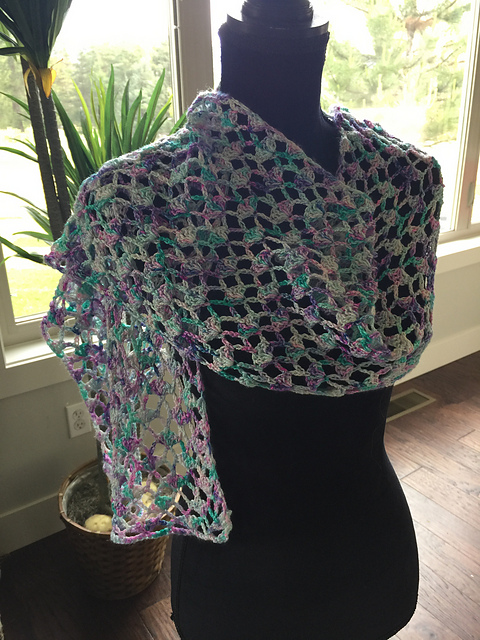 Ravelry: Amora (Crochet version) pattern by Cristina Mershon