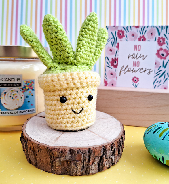 Ravelry: Fernly The Amigurumi Succulent pattern by CroCreate Aka Sarah ...
