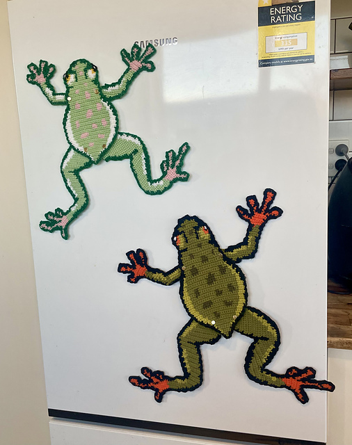 Ravelry: Fridge Frog pattern by Croaked It