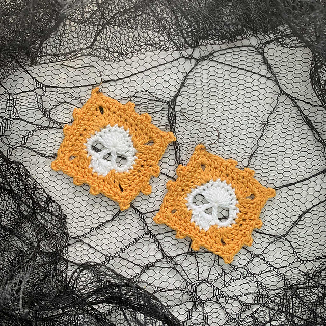 Ravelry: Designs by Helga B Mandl