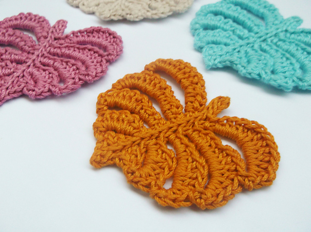 Ravelry: Monstera leaf pattern by Helga B Mandl