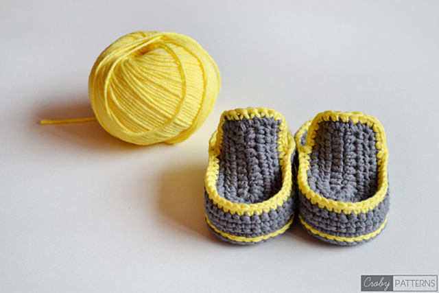 Ravelry: Baby Booties/Loafers - Grey Happiness pattern by Croby ...