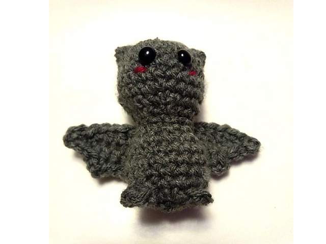Ravelry: Bat Keychain pattern by Dani West