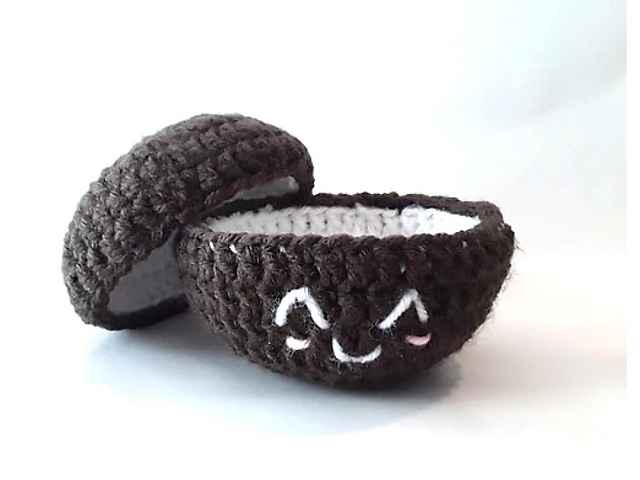 Ravelry: Coconut Key Holder pattern by Dani West