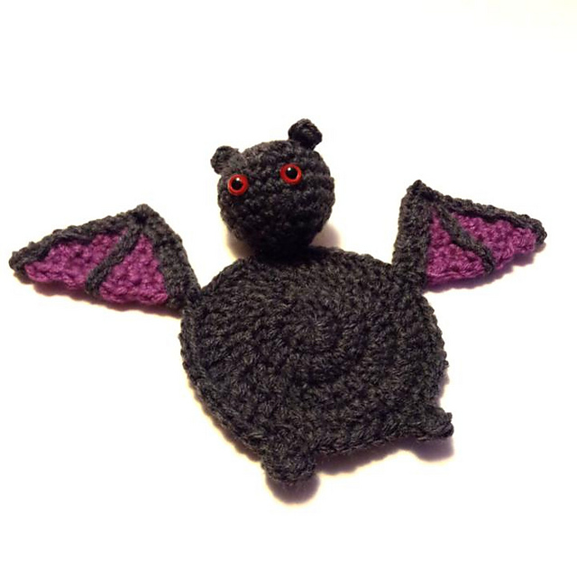 Ravelry: Bat Coaster pattern by Dani West