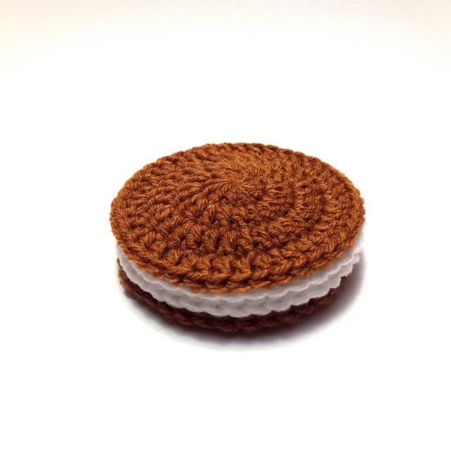 Ravelry: Oatmeal Cream Pie Coaster pattern by Dani West