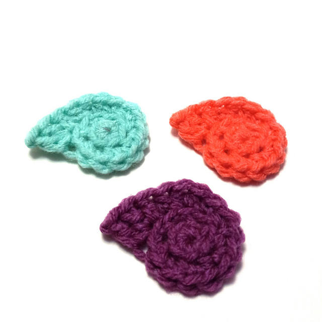 Ravelry: Shell Applique pattern by Dani West