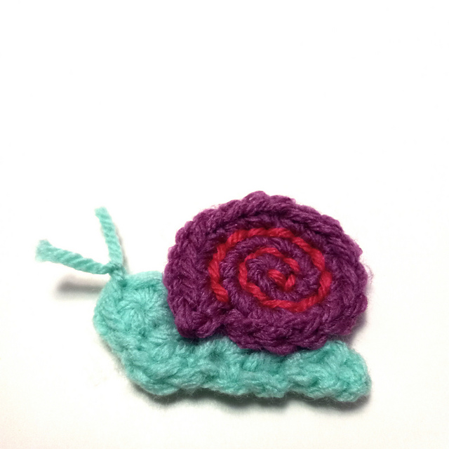 Ravelry: A Snail Applique pattern by Dani West